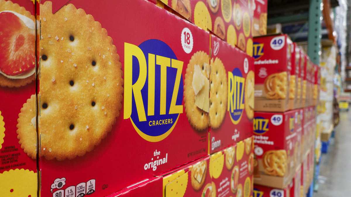 Ritz sandwich crackers recalled due to life-threatening labeling error