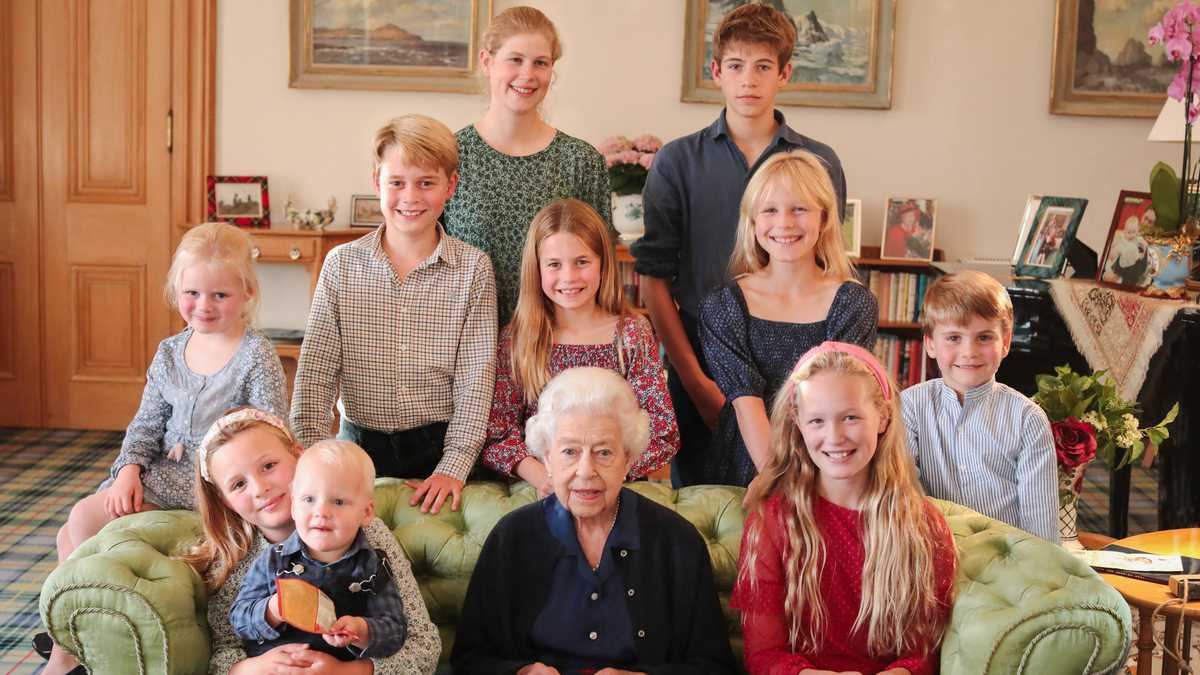 Royals honor queen's 97th birthday with never-before-seen photo