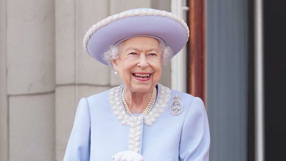What will be written on Queen Elizabeth II's gravestone?