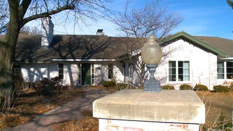 Peek Inside: Maytag 'Guest House' For Sale