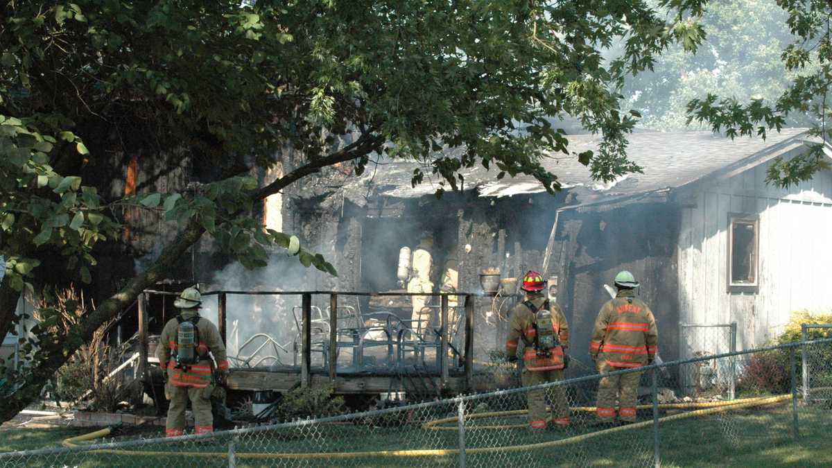 Photos: House fire in Ankeny