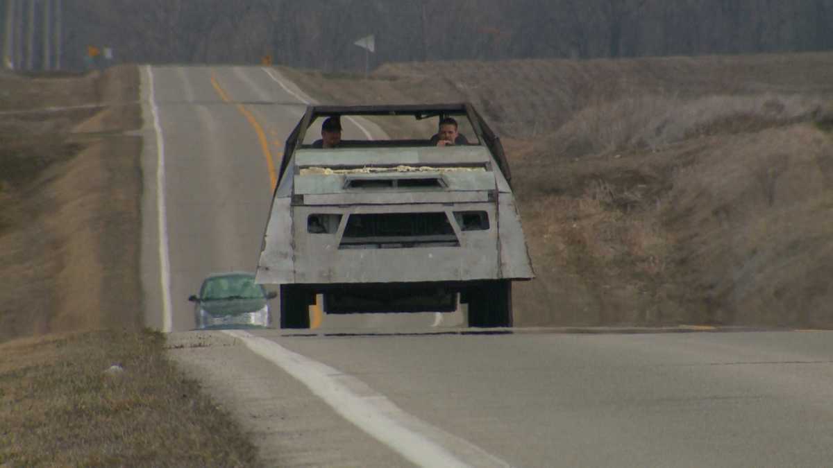 Iowans building tornado intercept vehicle in their garage