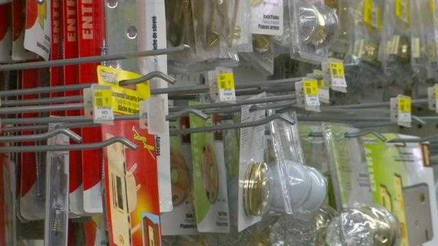 Photos: Products to prevent children falling out windows