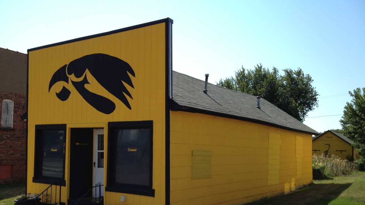 Photos: Check out this Hawkeye House!