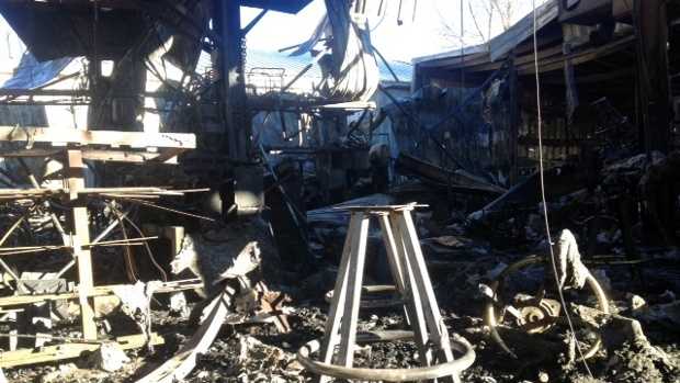 Fire destroys Iowa manufacturing plant