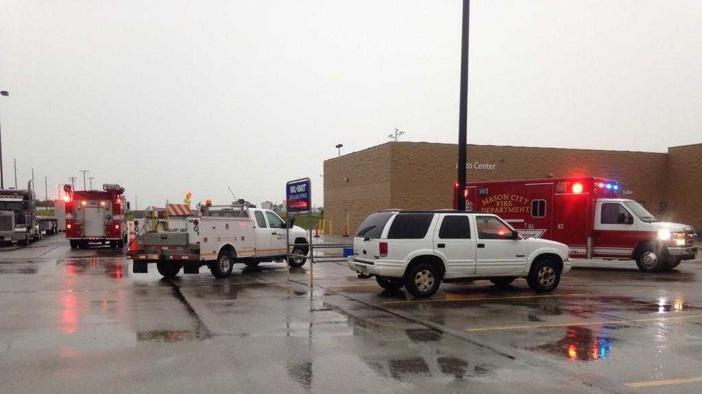 Wal-Mart roof collapsed during heavy rain