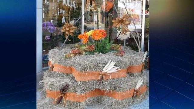 Photos: Hey, take a look at this Iowa Hay Bale Art