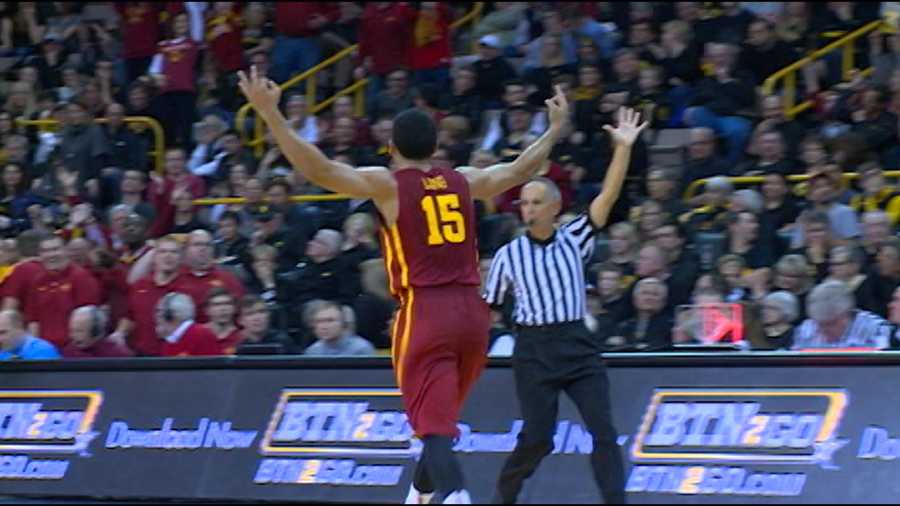 Cyclones surge past Hawkeyes