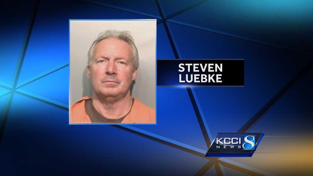 Former car dealer charged in 5th OWI returns to Iowa