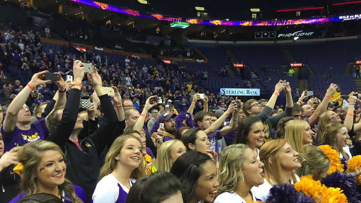 PHOTOS: UNI wins MVC tournament