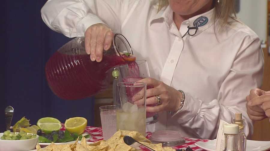 KCCI Cafe: Versatile summertime cocktail, entree recipes