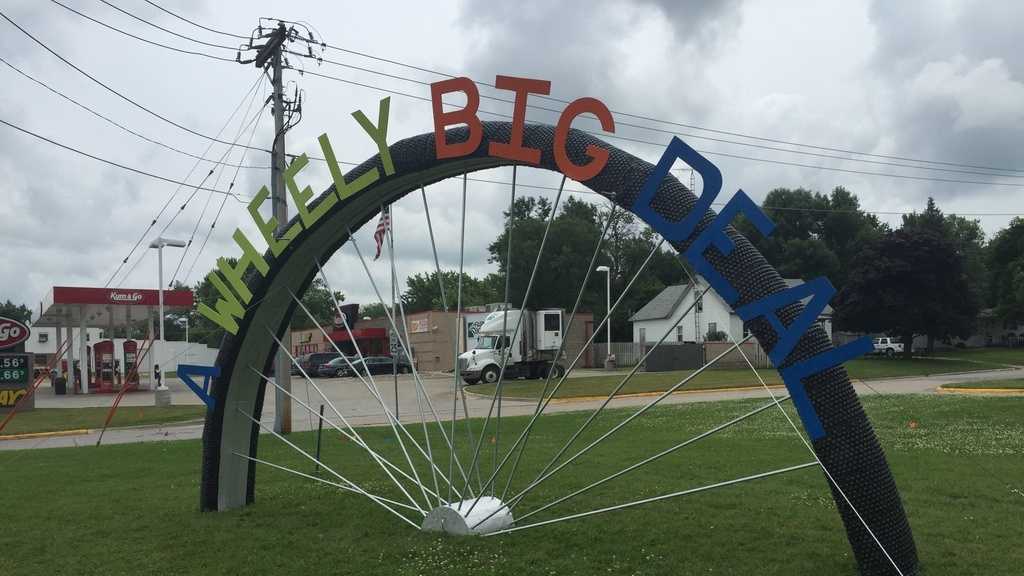 Towns across Iowa preparing for big RAGBRAI invasion