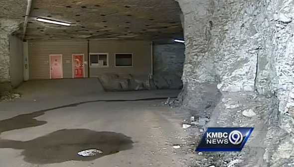 2 children found living in underground Kansas City caves