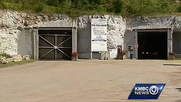 2 children found living in underground Kansas City caves