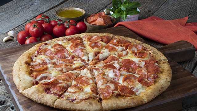 QuikTrip just added carryout X-large pizza in new plate box