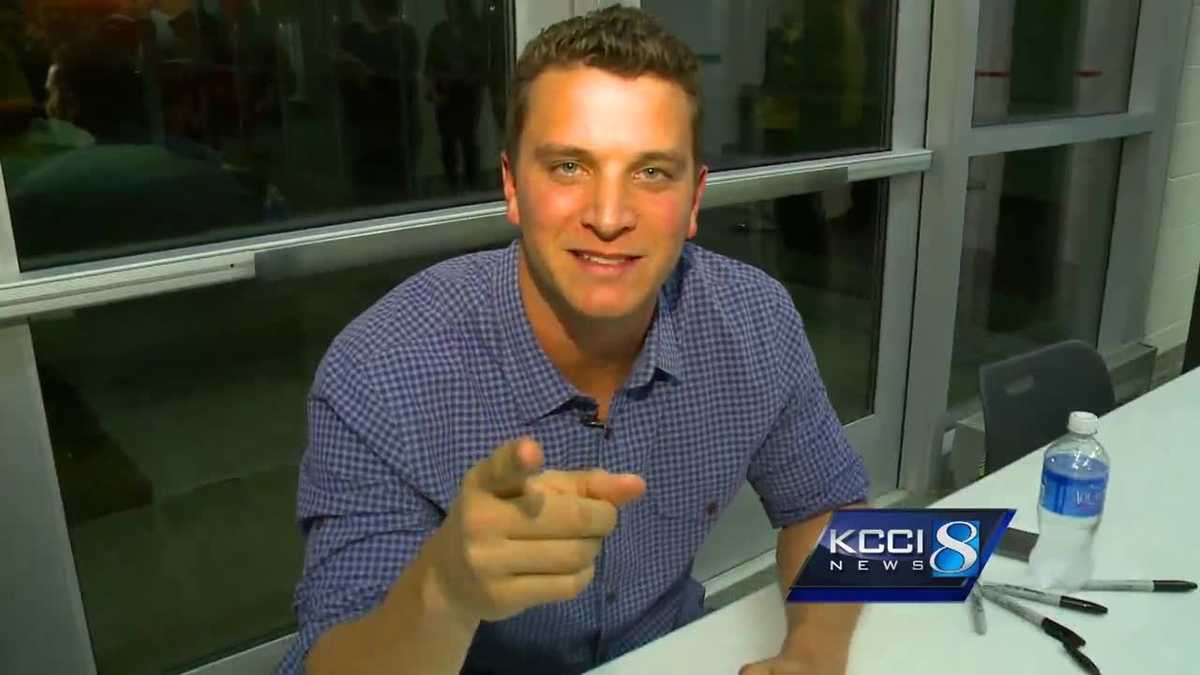 MLB All-Star helps out with Friday Night Hoops