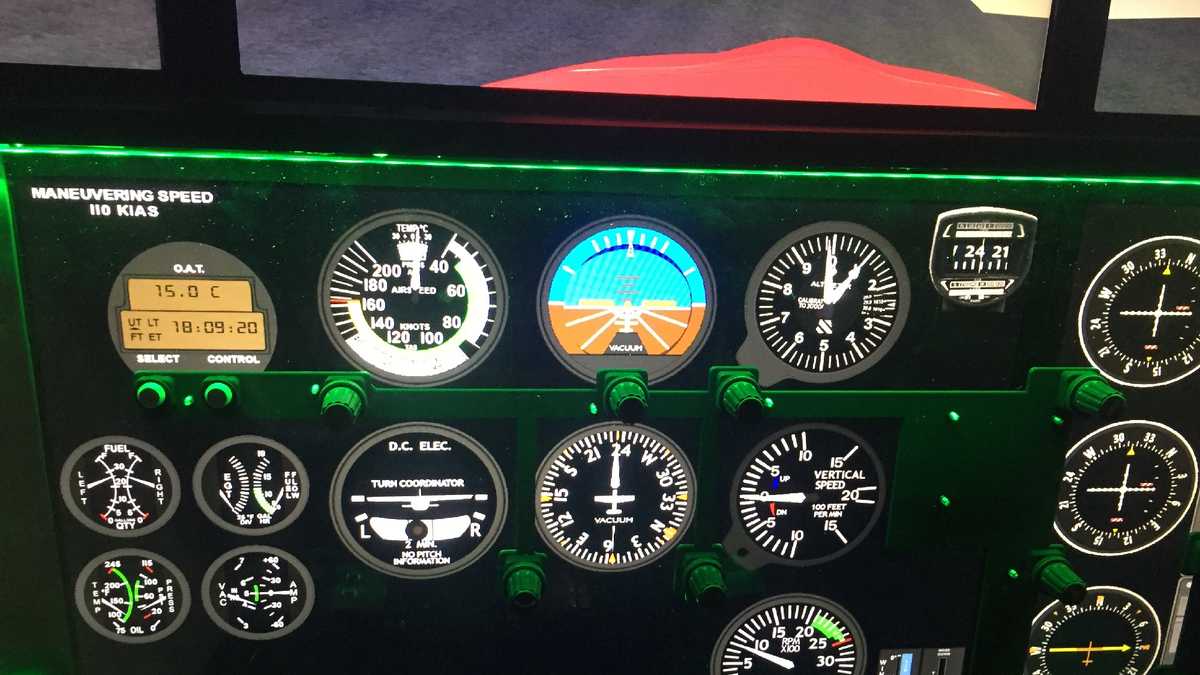 PHOTOS: School adding flight simulator