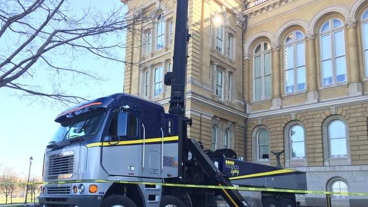 PHOTOS: Musco lighting being tested at Iowa Capitol