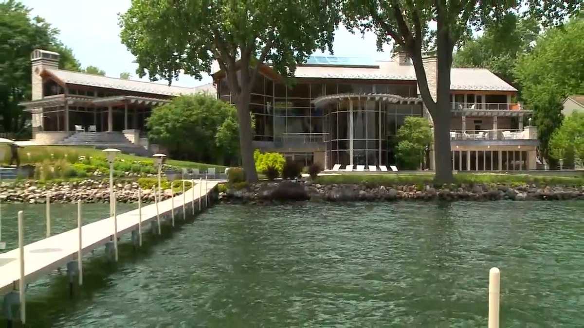 Stacey Horst gives you sneak peek of $11M Iowa home for sale