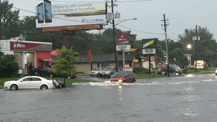 PHOTOS: Metro Des Moines flash flooding on major roads