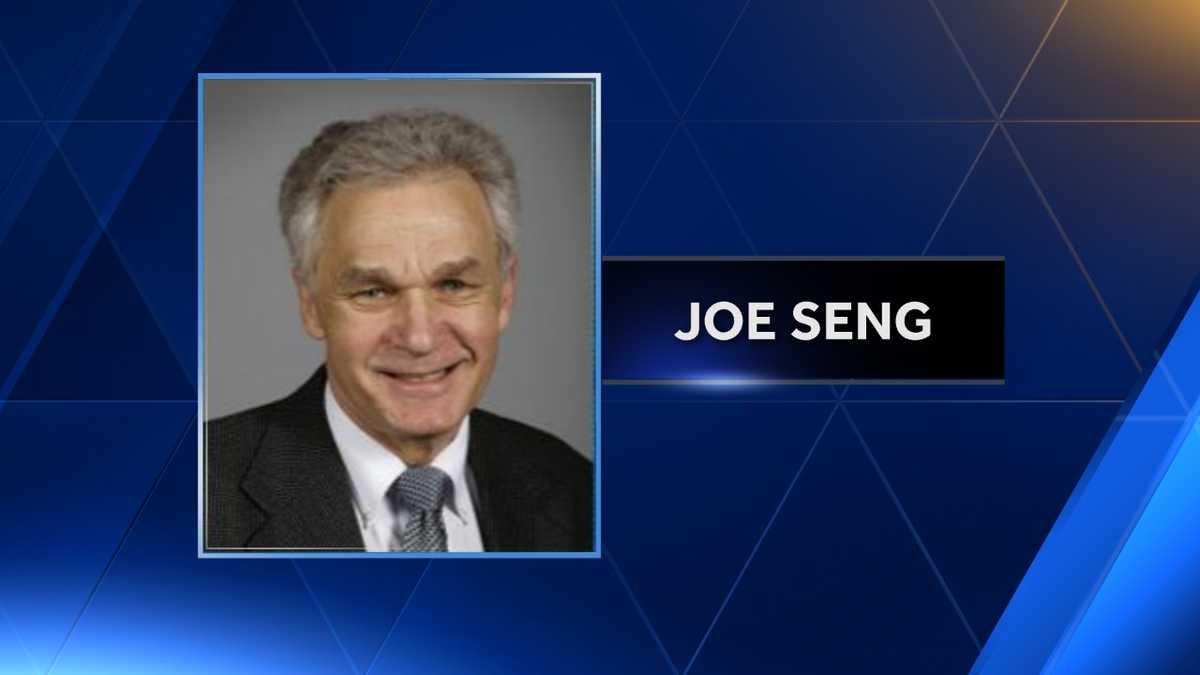 Iowa state senator dies after battle with brain cancer