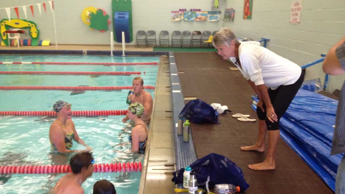 Photos: 1968 gold medalist coaches Olympic hopefuls
