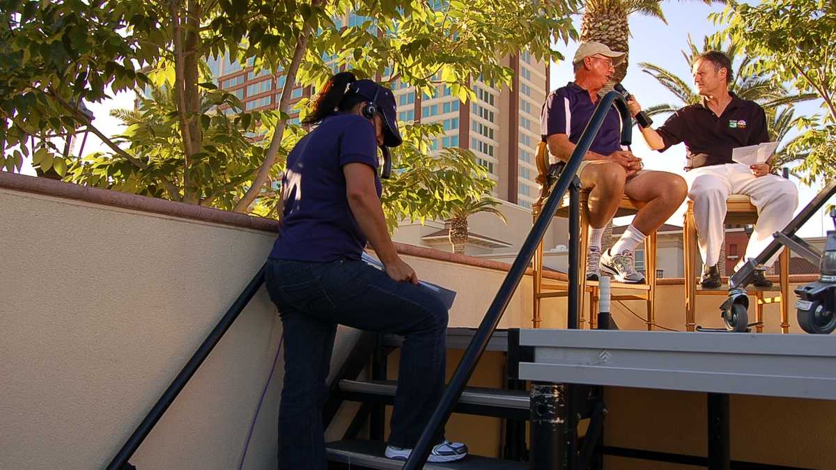 Photos: The Olympic Zone show with diving coach Mike Brown