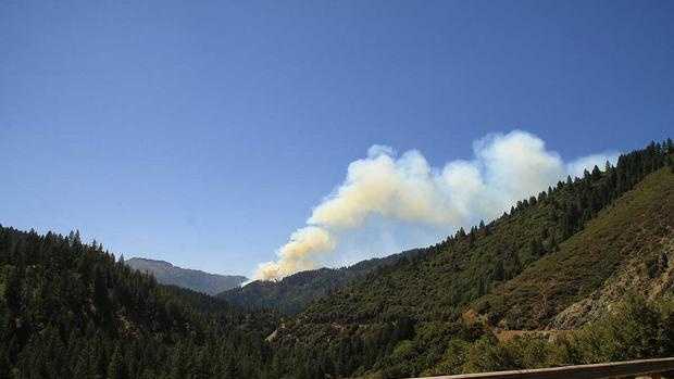 Plumas National Forest fire threatening 1,000 homes