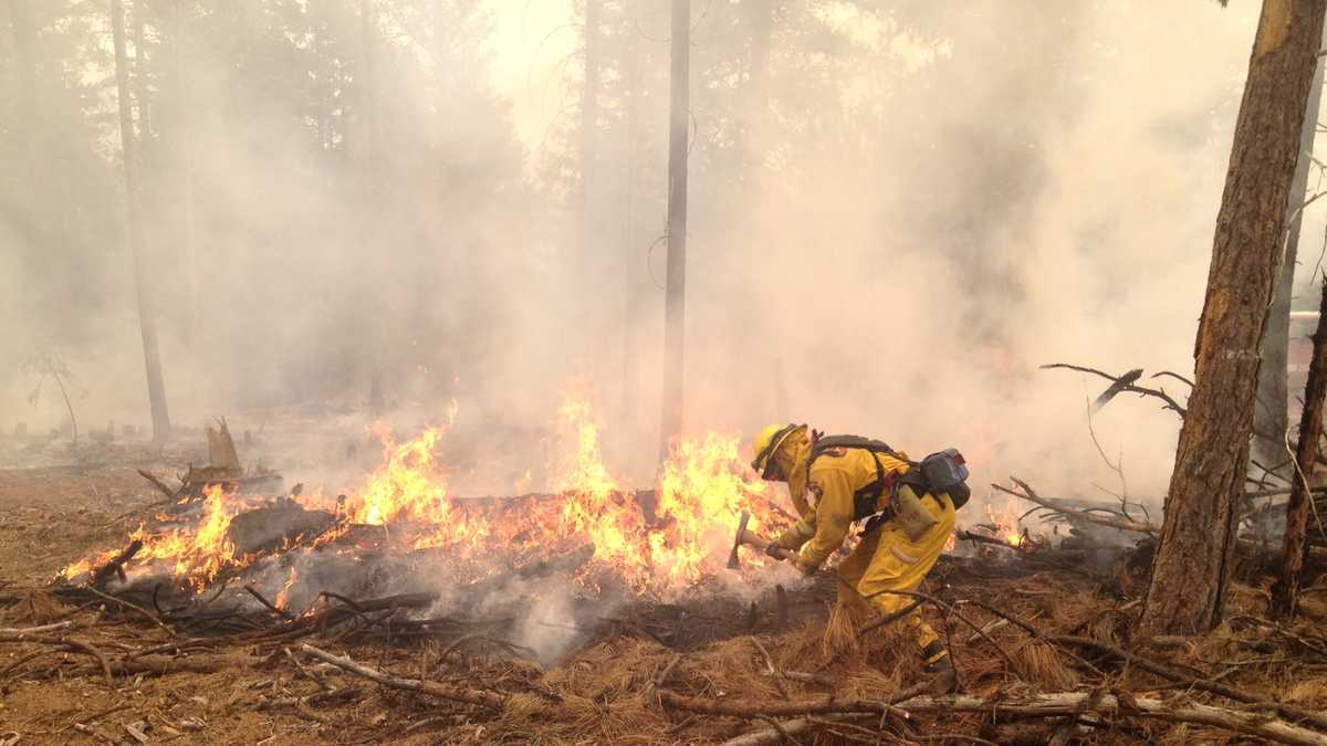 Ponderosa fire burns 7 homes, threatens thousands