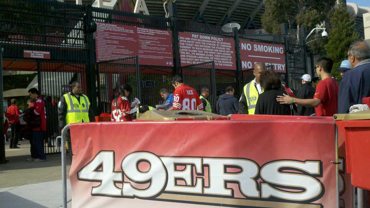 49er fans party at home-opener