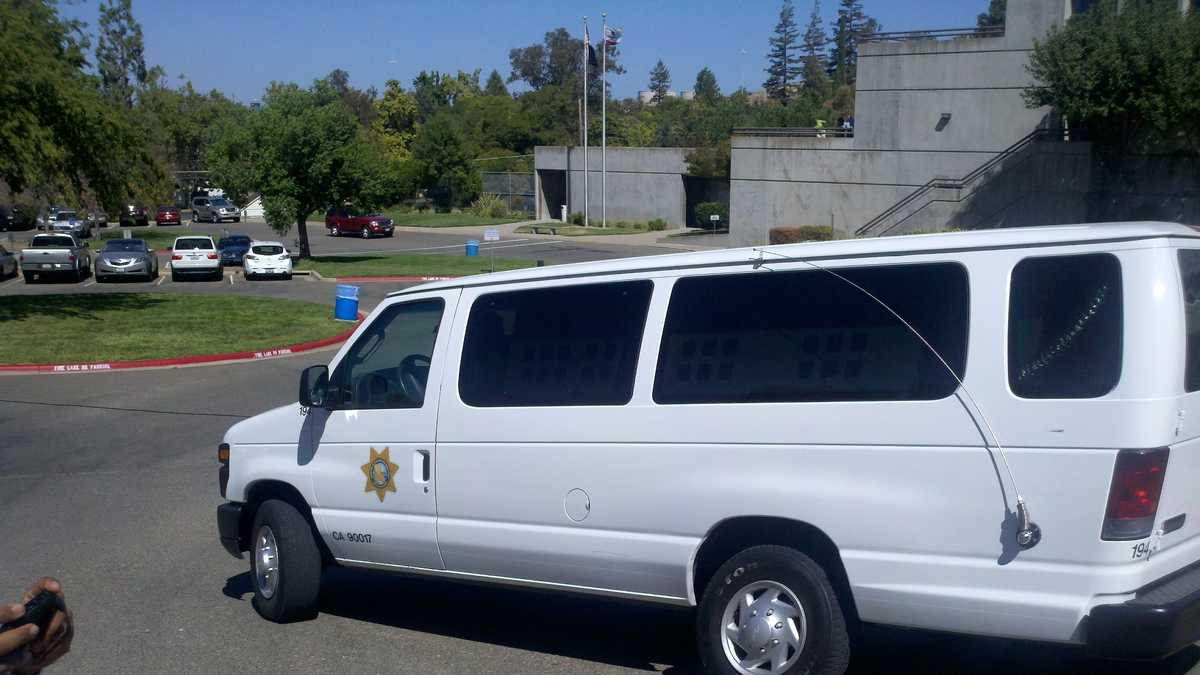 Officials: 11 hurt, including 1 shot, in Folsom prison riot