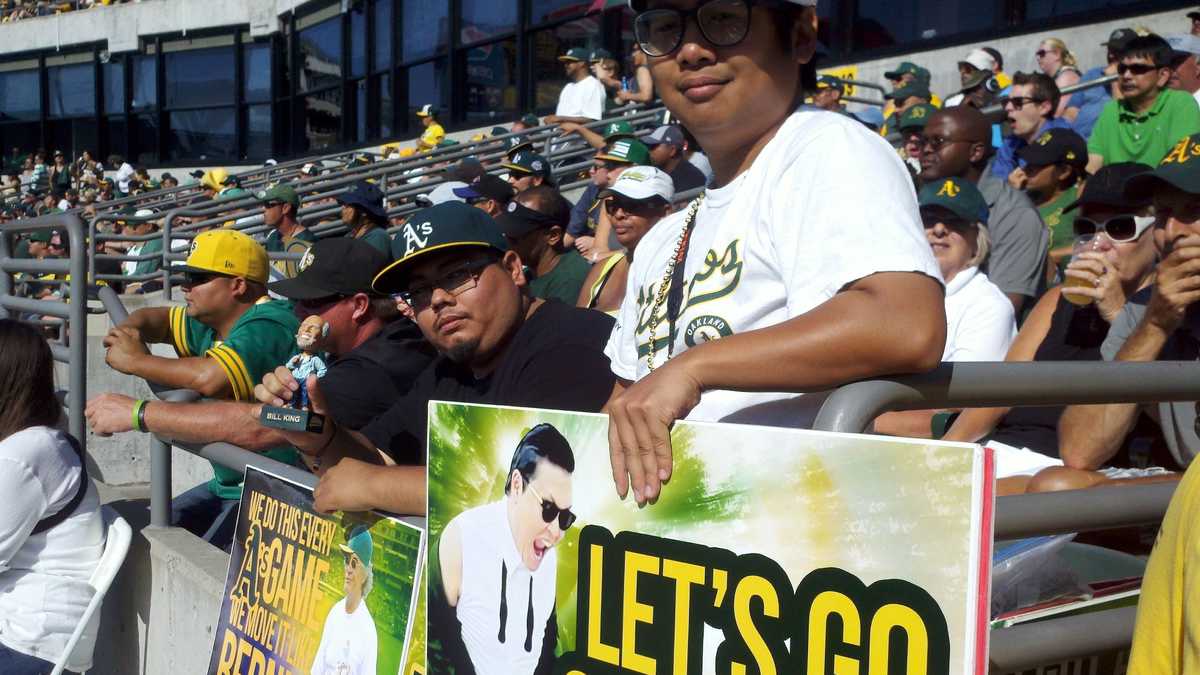 Photos from the field: A's capture AL West in comeback win