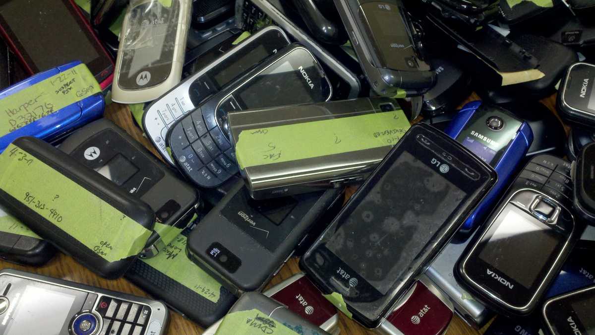 Photos: Cellphones confiscated in Avenal State Prison