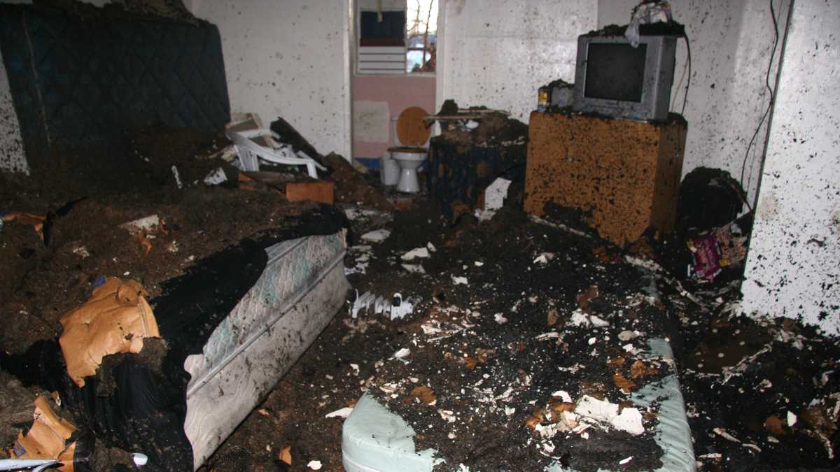 Photos: Ceres fire forces residents to flee