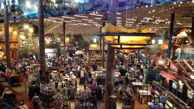 Manteca shopping center to expand