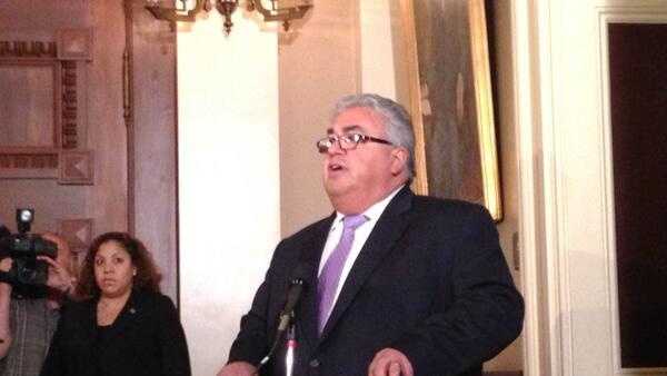 FBI affidavit details sting on Sen. Calderon