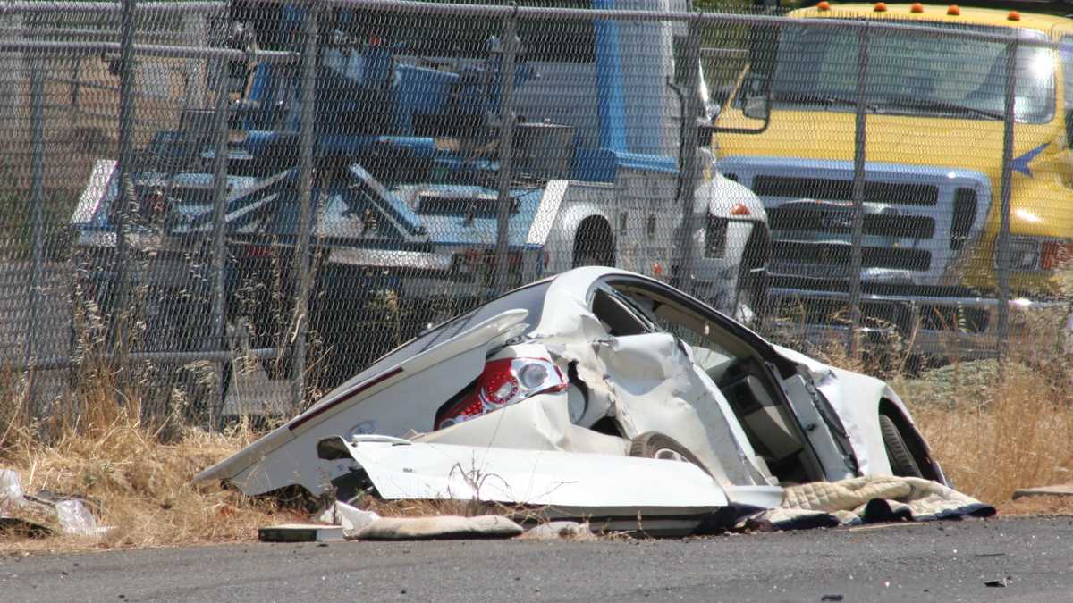 Photos: 3 hurt, including officer, in Sac County collision