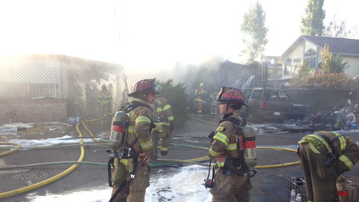 Photos: Mobile home fire in Roseville