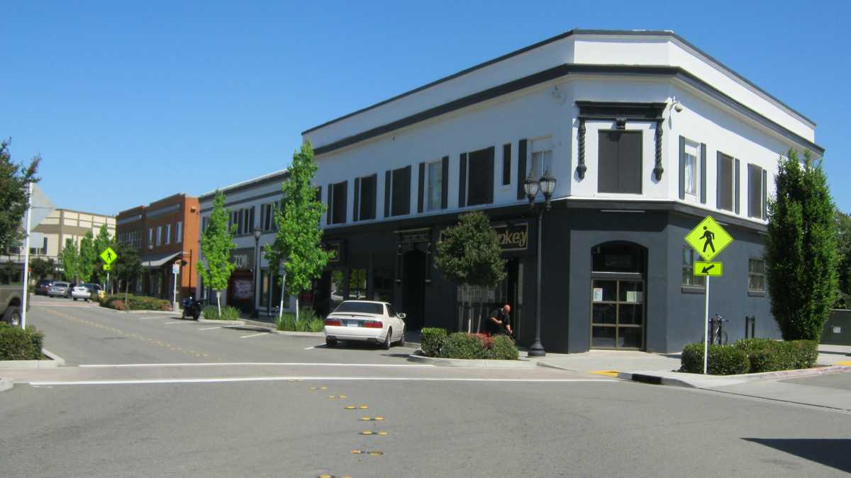 Photos: Roseville then and now