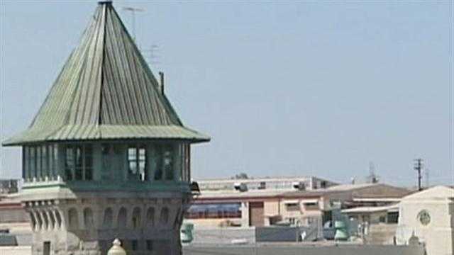 US overseer returns Folsom prison to California control