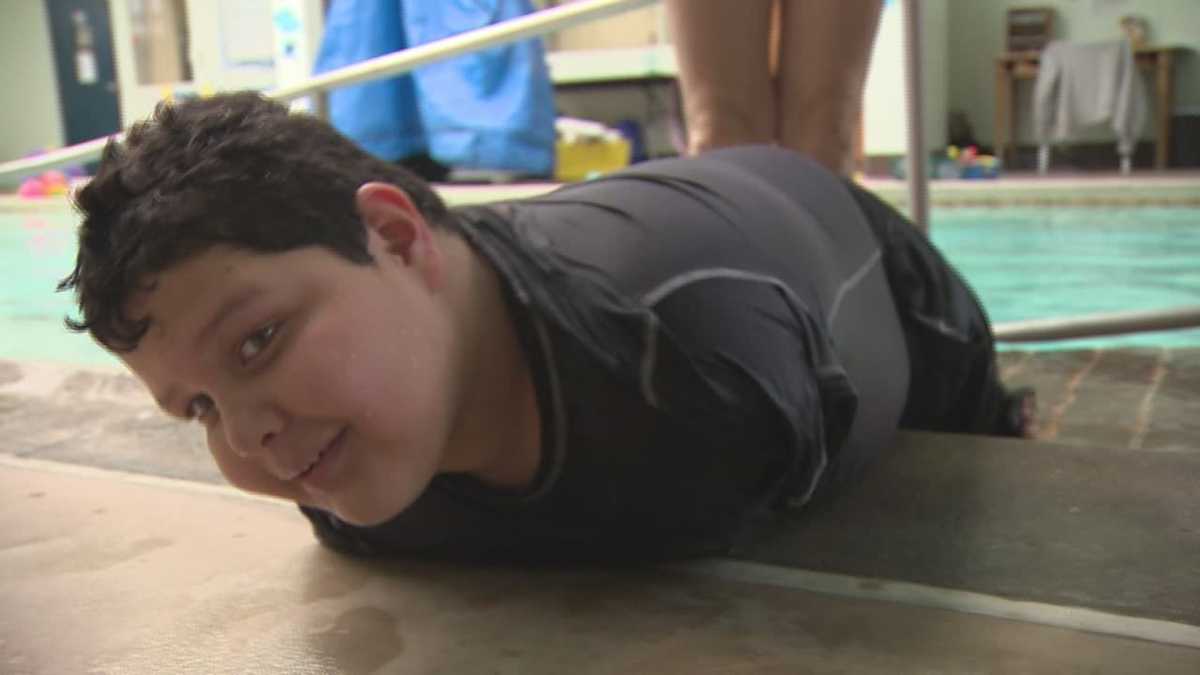 Sacramento boy born without limbs, now 10, thrives