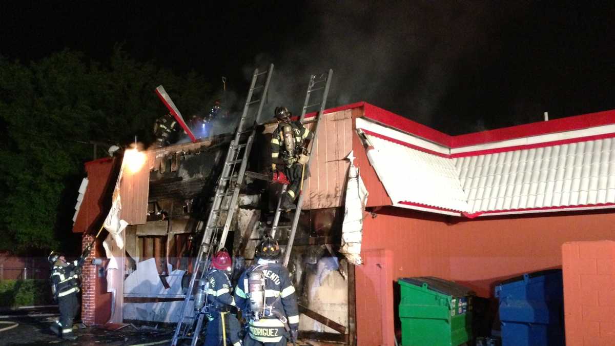 Mexican restaurant on J Street catches fire