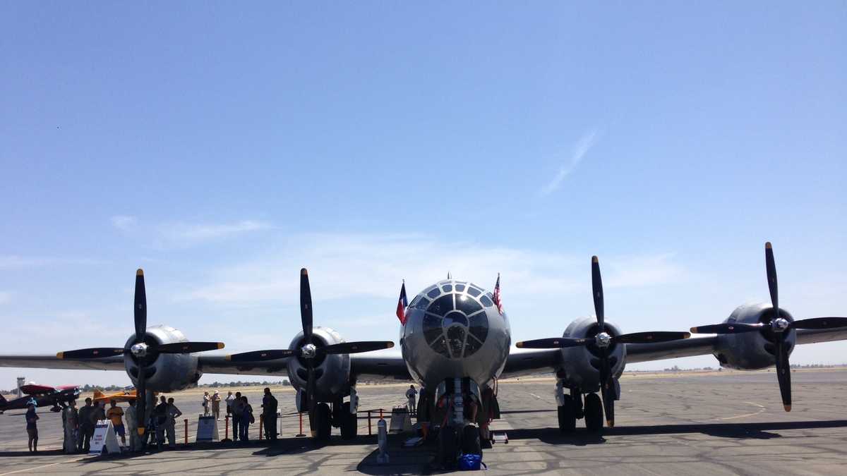 Photos: World's only flying B-29 bomber heads to Sacramento
