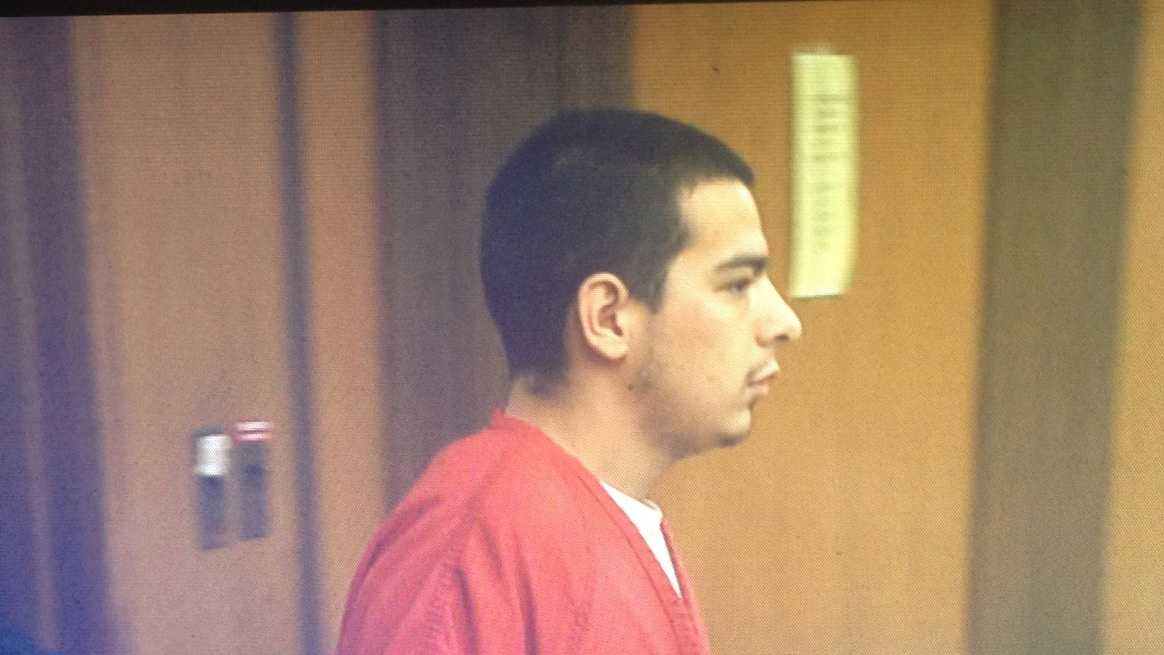 Stockton bank robbery suspect enters not guilty plea