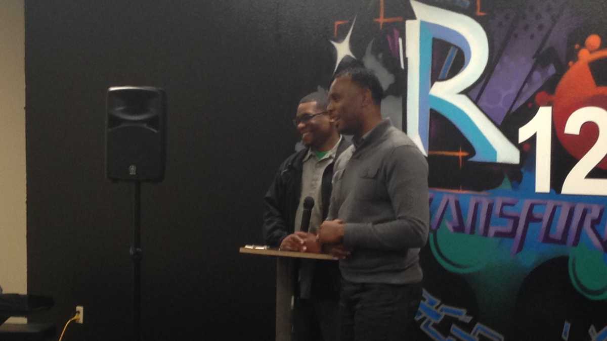 Sacramento pastor prepares for 2nd visit to Ferguson