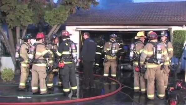 Person dies in 2-alarm Modesto house fire