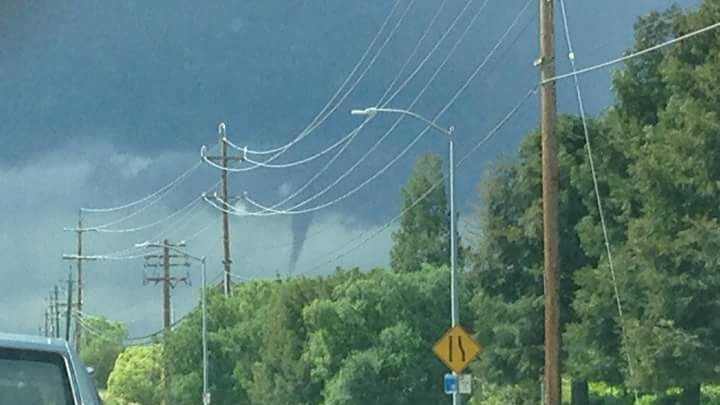 30 u local April storm photos you've got to see