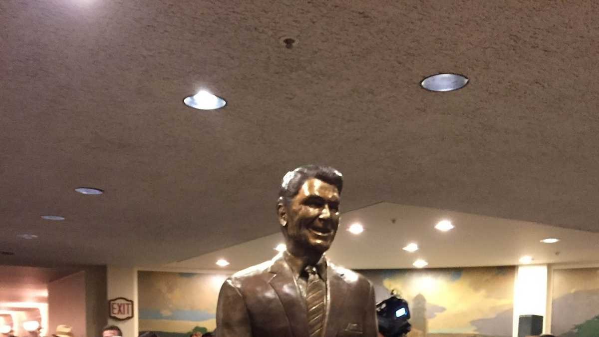 Photos: Statue of smiling Gov. Ronald Reagan revealed