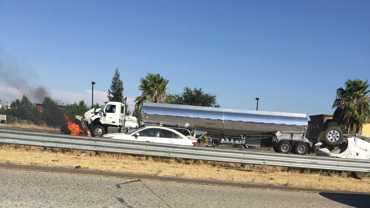 4 injured in fiery big rig crash along I-80 in West Sacramento