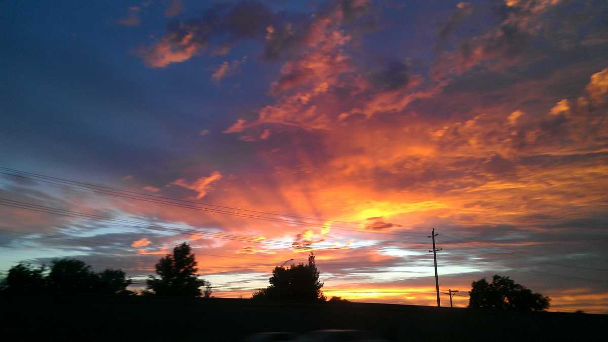 Photos of an August sunset in Northern California